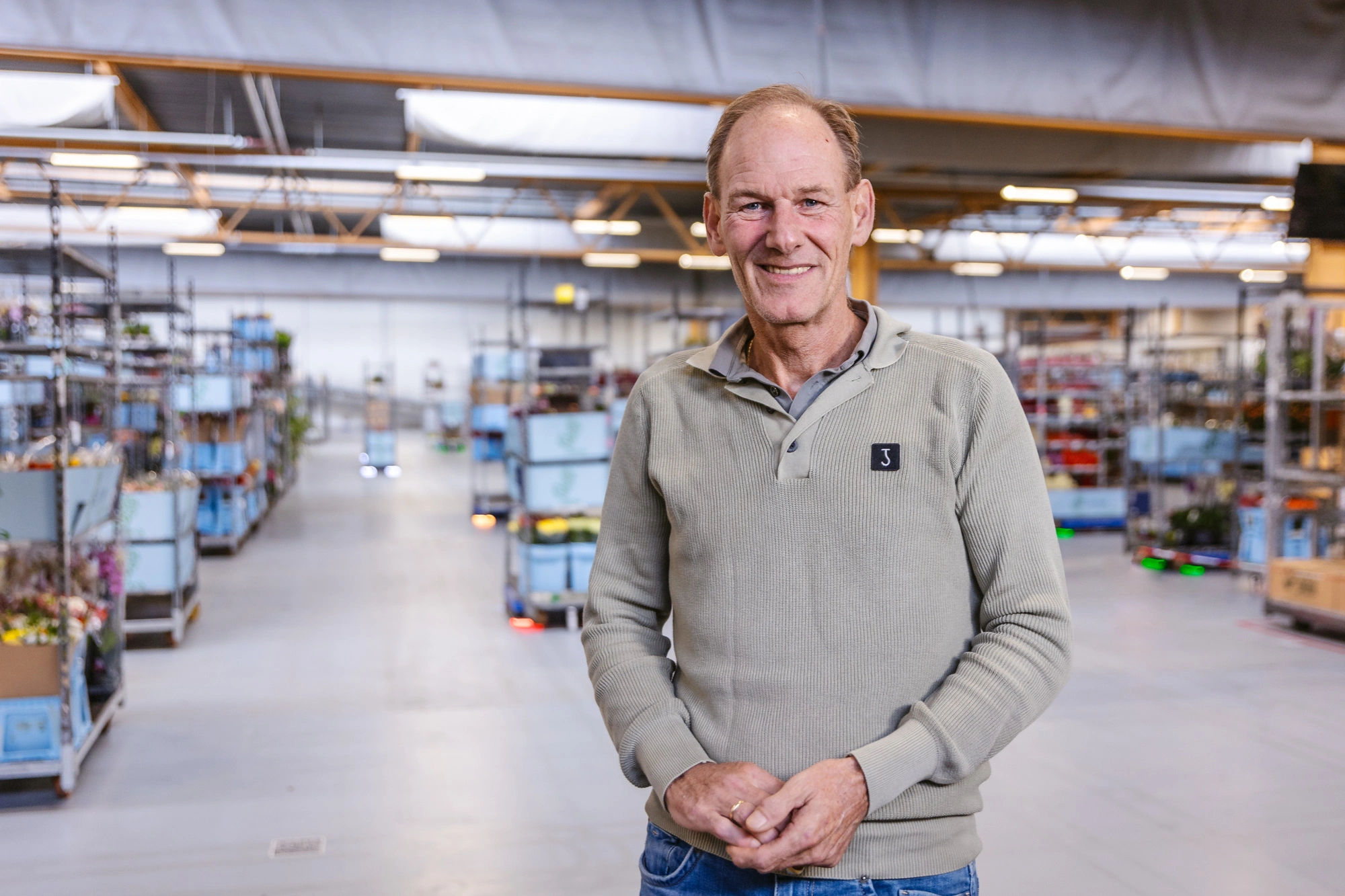 Goods to Person solution with 65 Lowpads at Celdomy